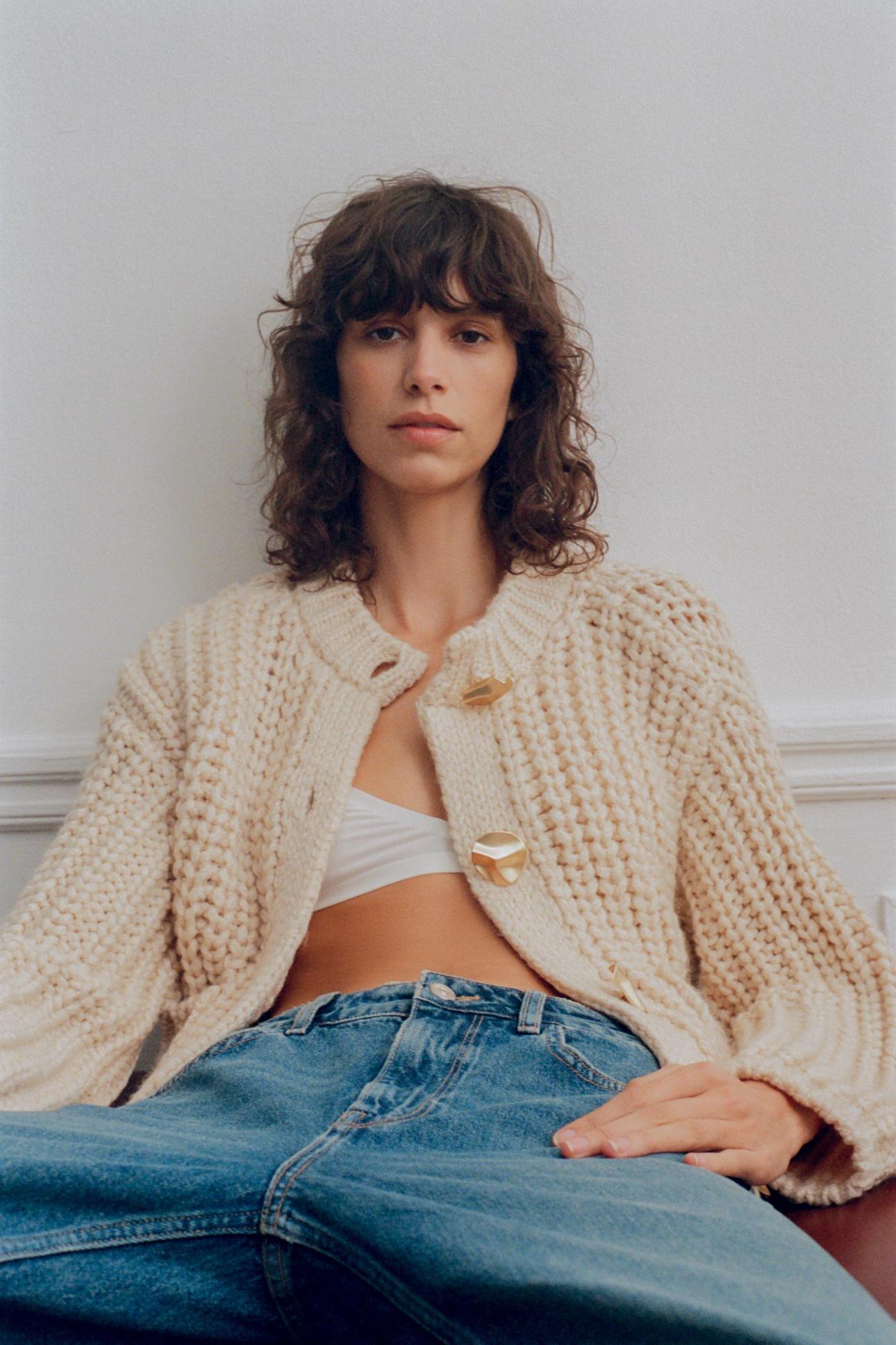 6 αγορές από τα Zara για γυναίκες άνω των 40 -Τα μόνα που χρειάζεστε για άψογες εμφανίσεις | BOVARY